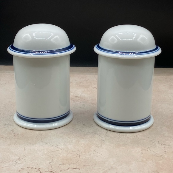 Dansk Bistro | Dining | Rare 98s Dansk Bistro Christianshavn Blue ...